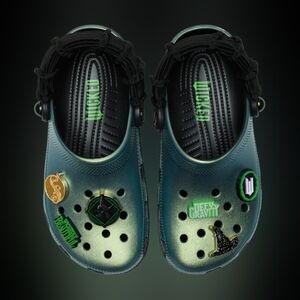 CROCS | Shoes | Nwt Crocs Wicked Elphaba Classic Clog Size W8m6 | Poshmark